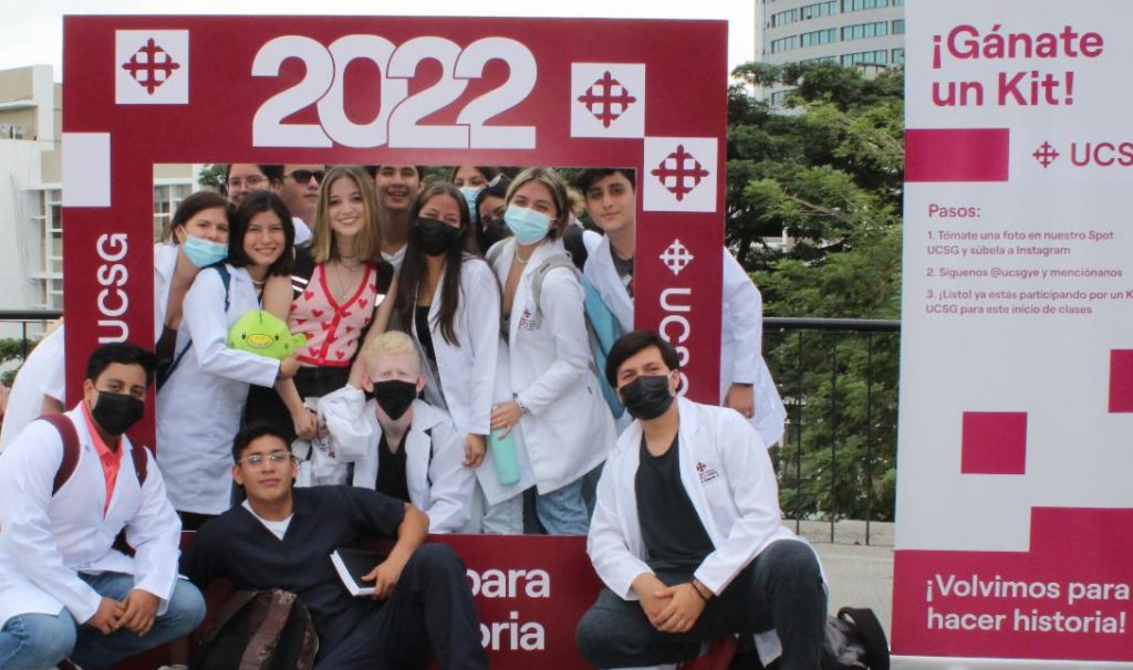 Bienvenida a nuevos Estudiantes de la UCSG – UCSG